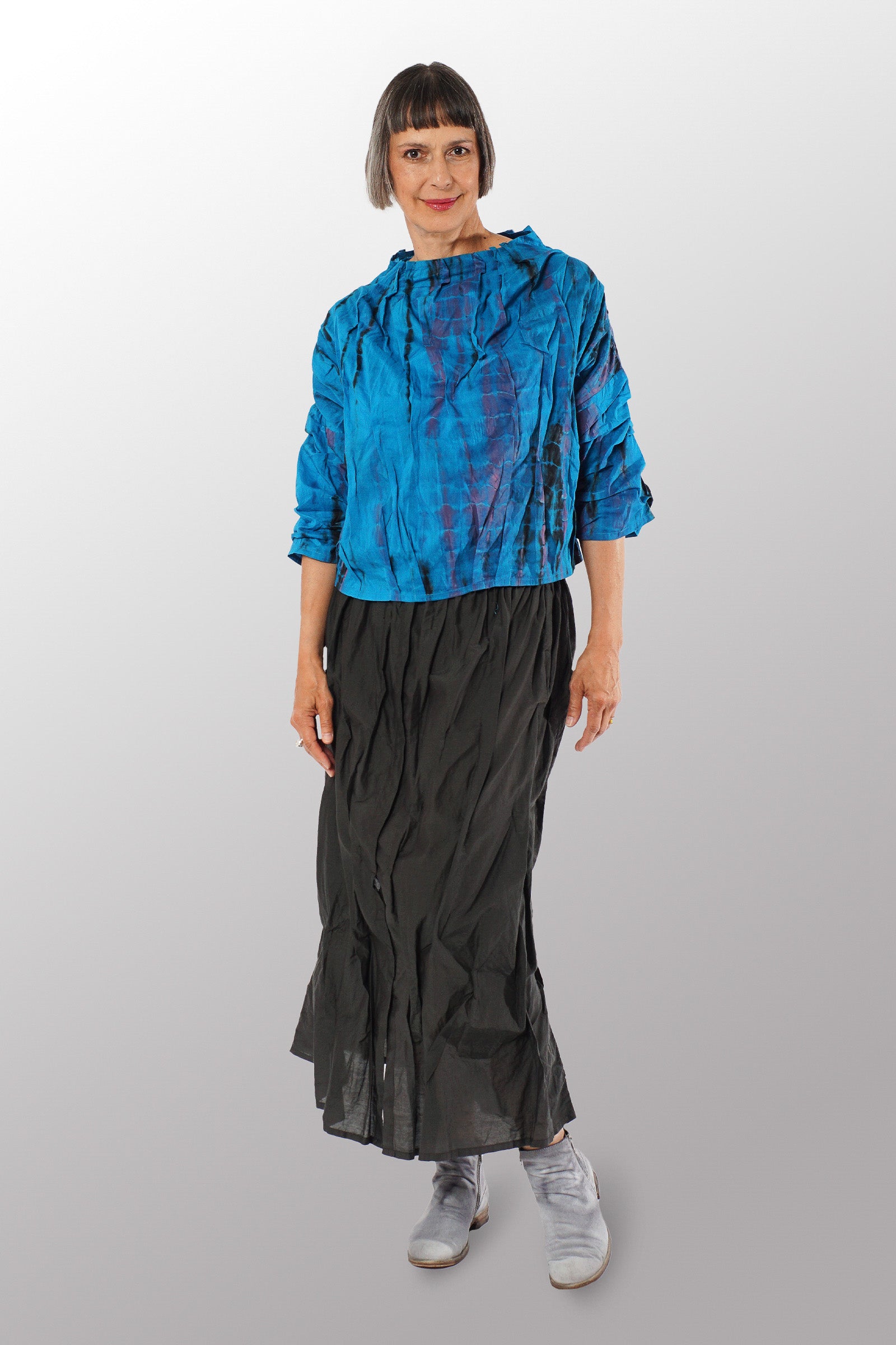 MONE SHIBORI TIE DYE WAVY TUCK FUNNEL NECK TOP - ms1582-tuq - – Mieko ...