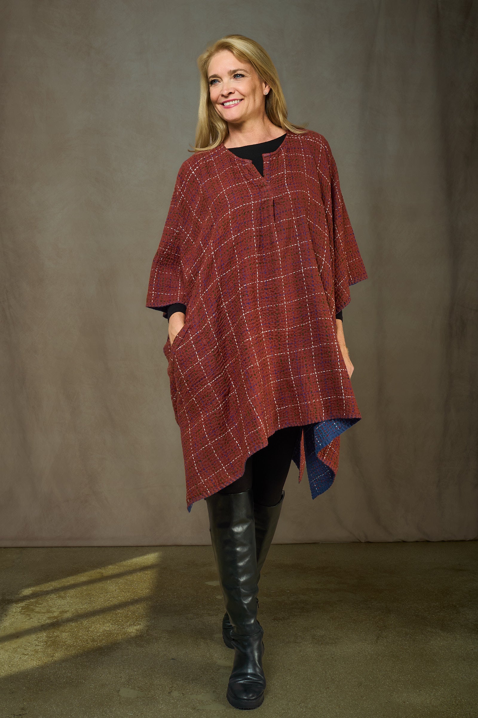 WOOL WAFFLE KANTHA PONCHO MEDIUM - ww3071-brn - – Mieko Mintz US Retail