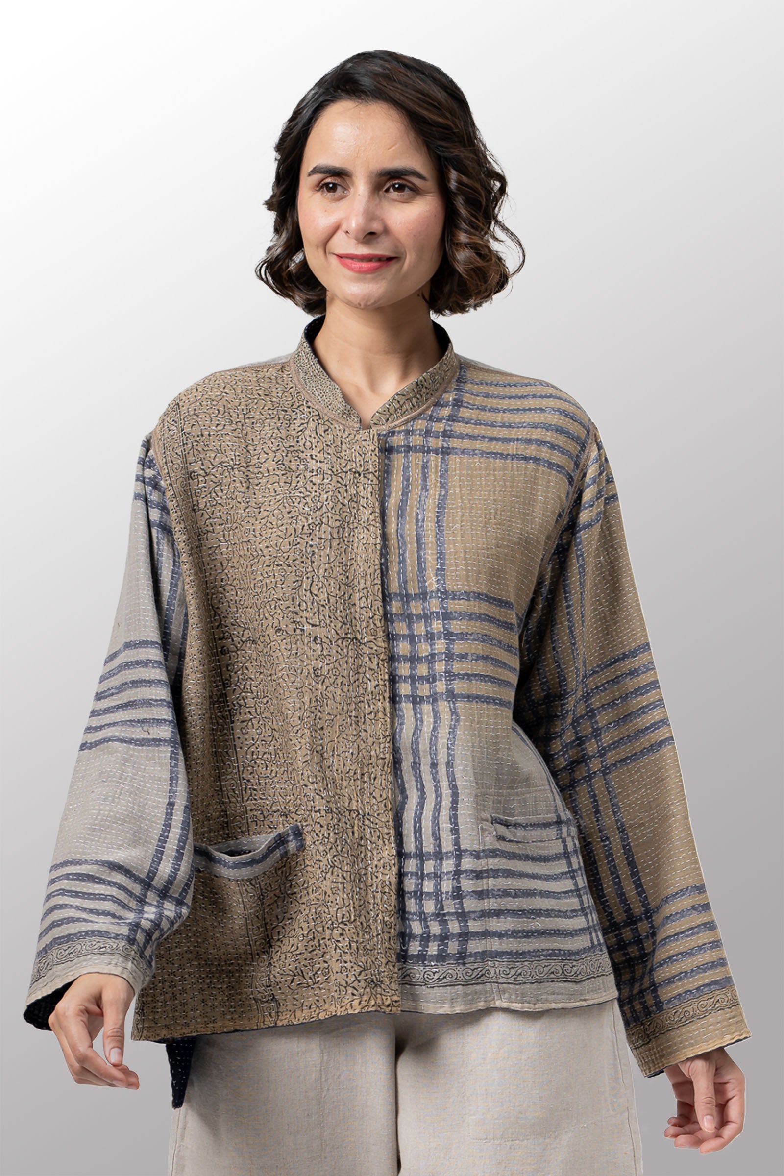 INDONESIAN PRINT VINTAGE INDIGO BACKING KANTHA KAFTAN JACKET SHORT - b ...